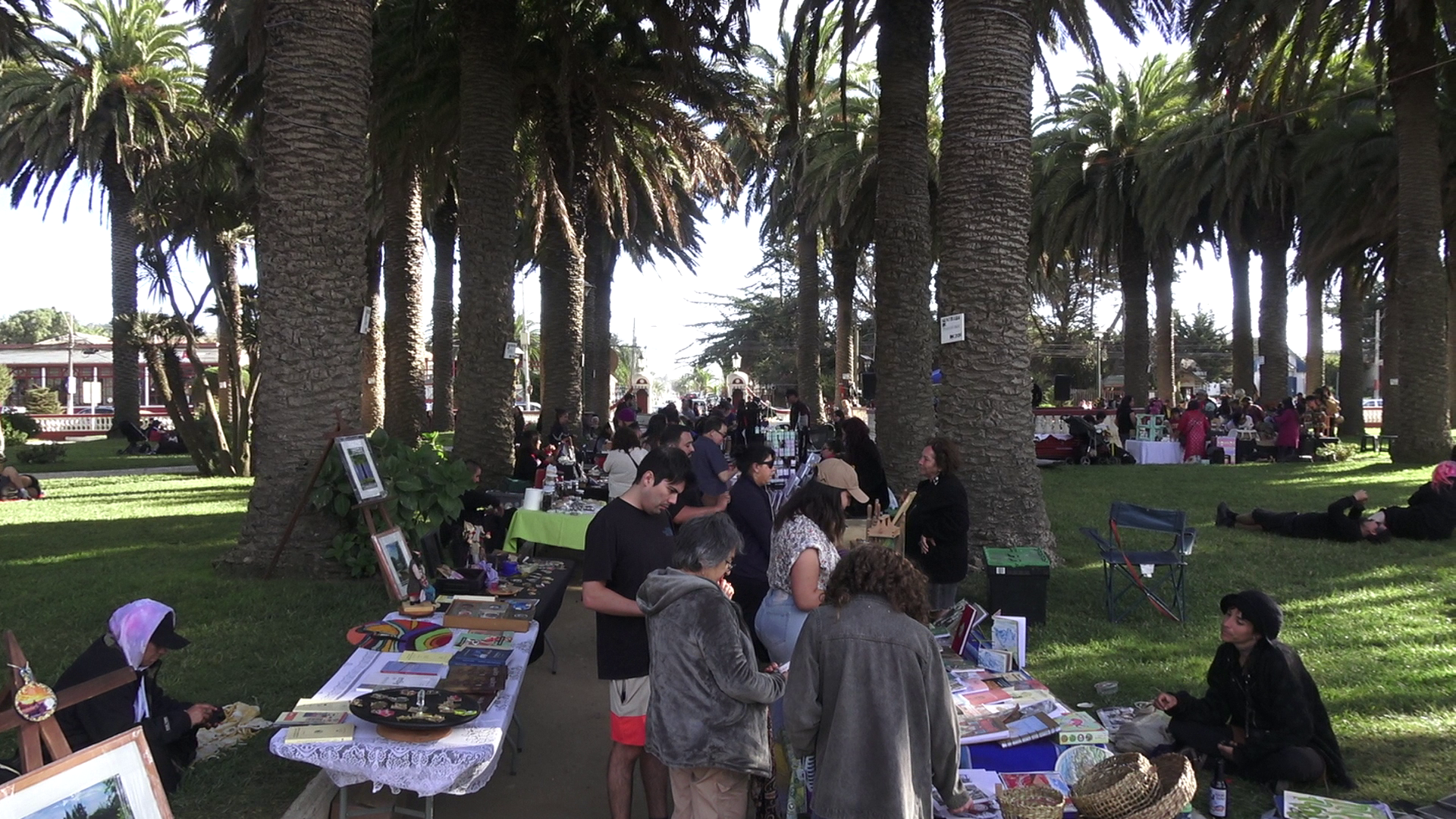 Letras Nómadas: Feria Itinerante del Libro reunió a autores y artistas ...